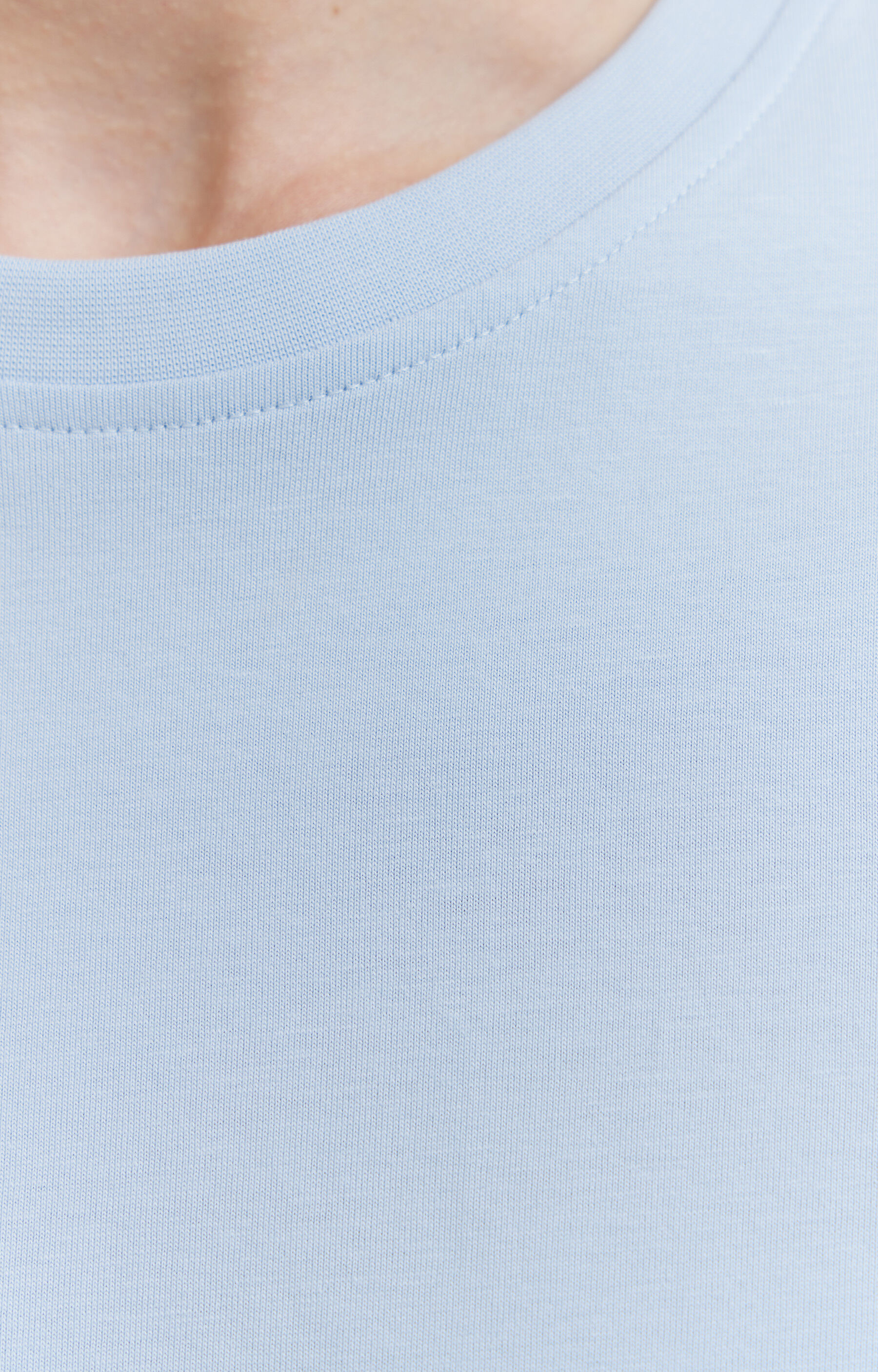 Jasnoniebieski t-shirt WÓLCZANKA | Wólczanka